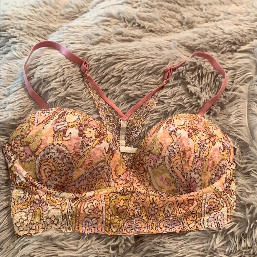 Victoria’s Secret Lace Pull-On Bra - Gem